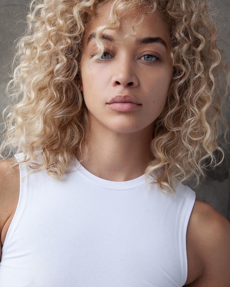 Picture of Jasmine Sanders