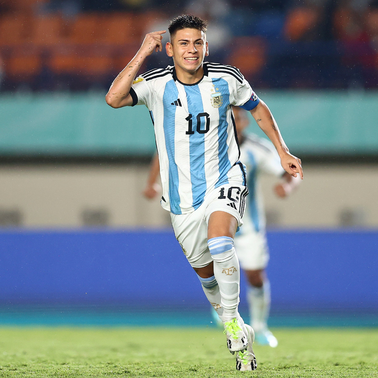 Picture of Claudio Echeverri