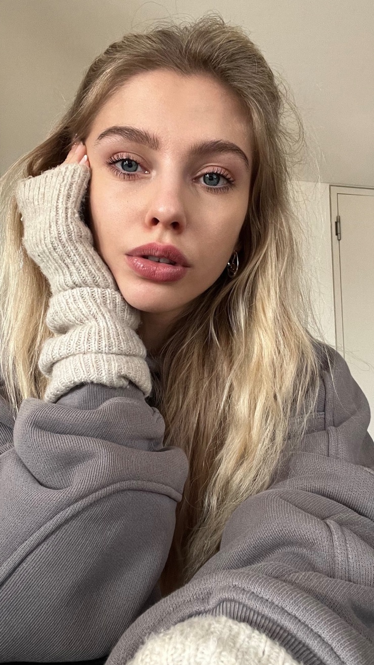 Image of Alexa Breit