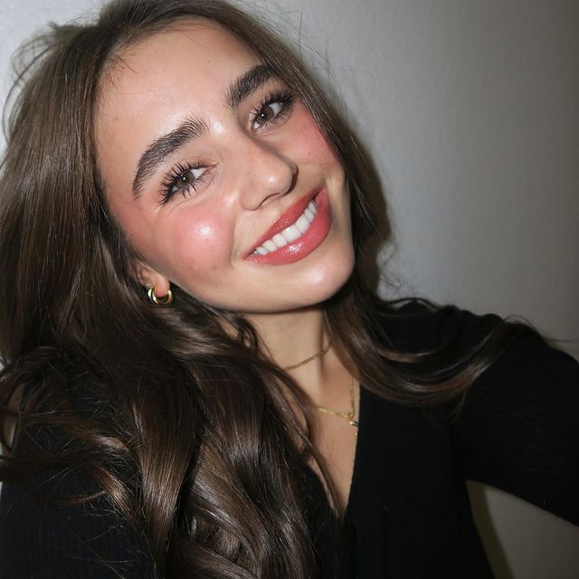 Picture of Avia Colette Butler