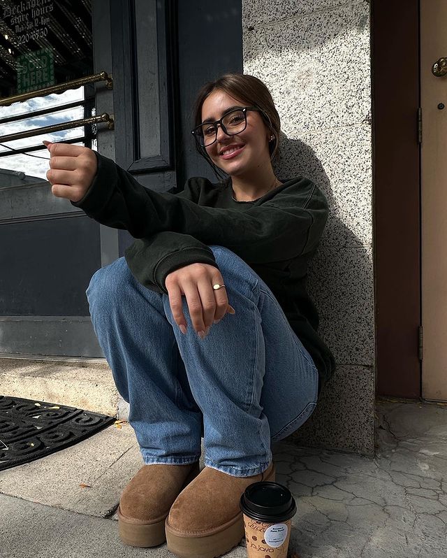 Picture of Avia Colette Butler