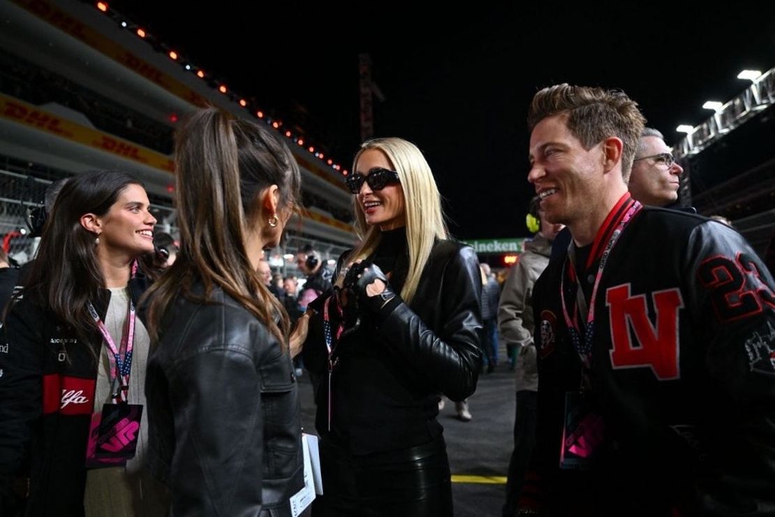 Image of Nina Dobrev