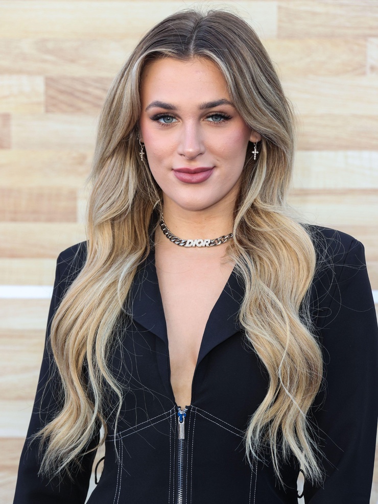 Picture of Madison Williams