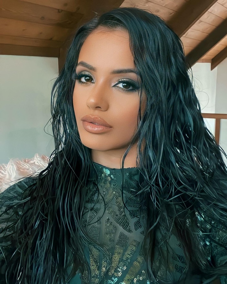 Picture of Paola Duque