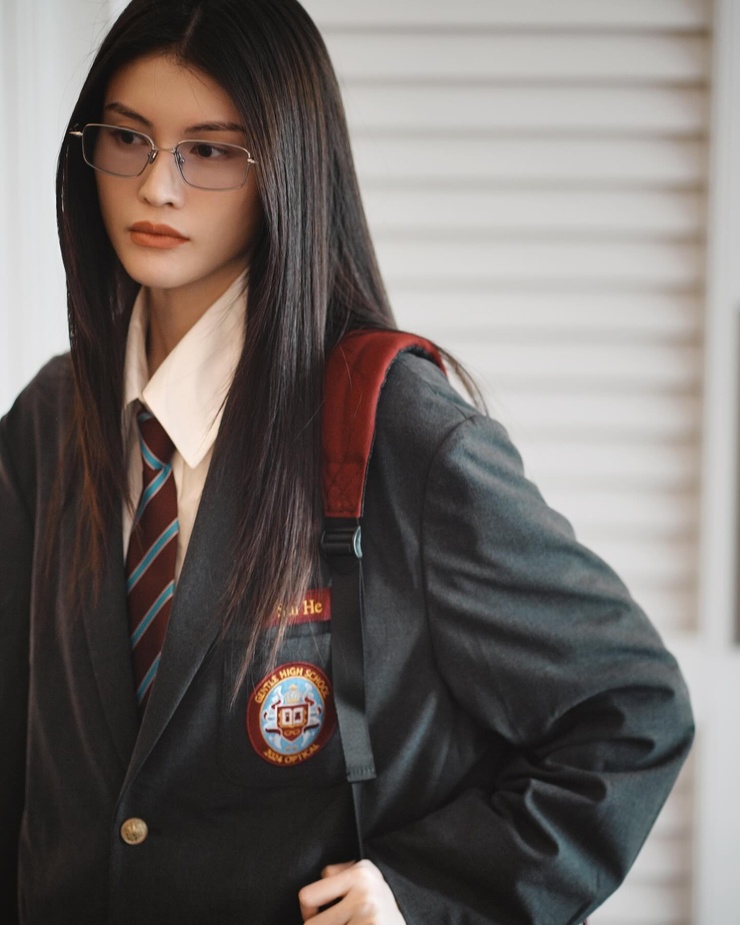 Picture of Sui He