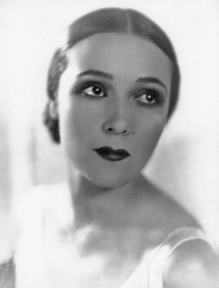 Dolores del Rio image