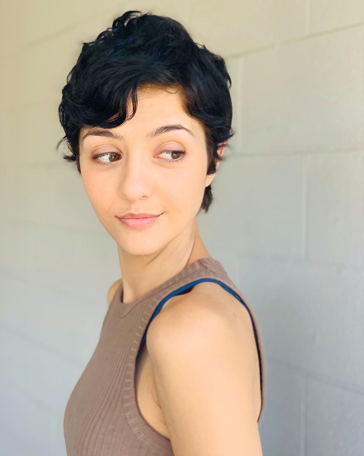 Katie Findlay image