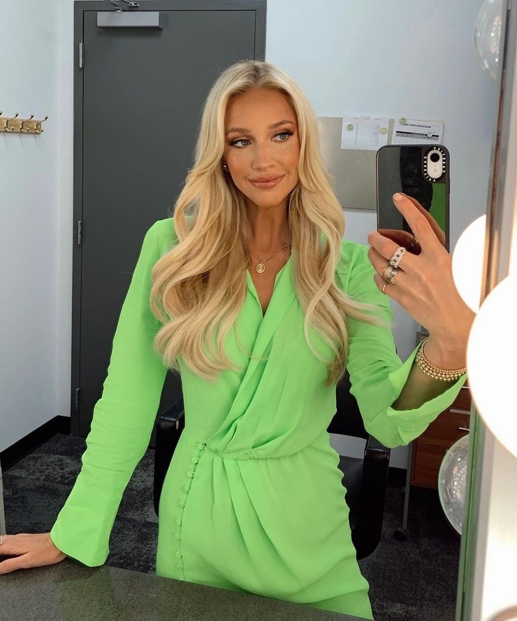 Ashley Brewer picture