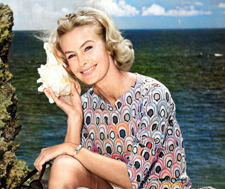 Dina Merrill picture