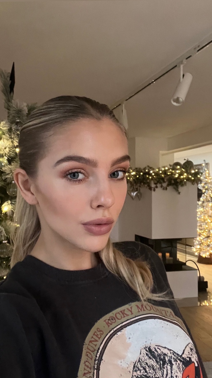 Picture of Alexa Breit