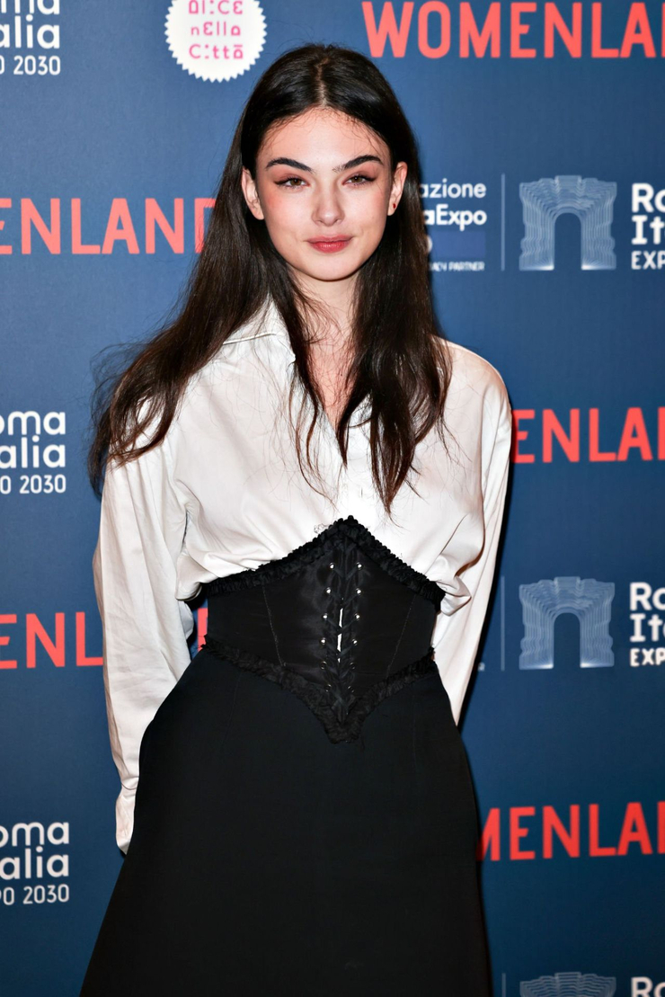 Picture of Deva Cassel