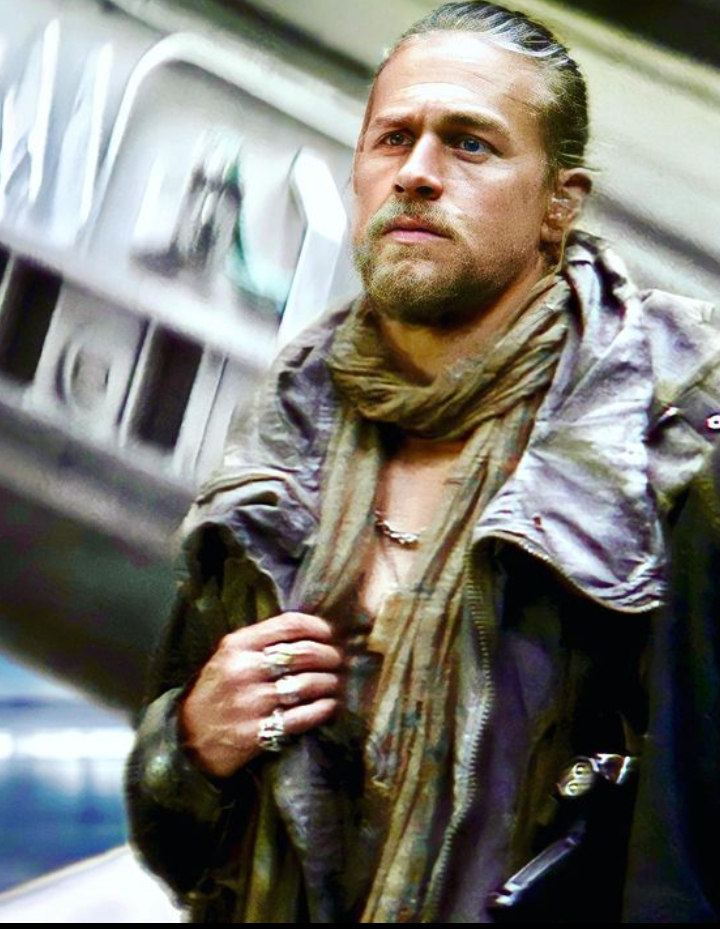 Picture of Charlie Hunnam