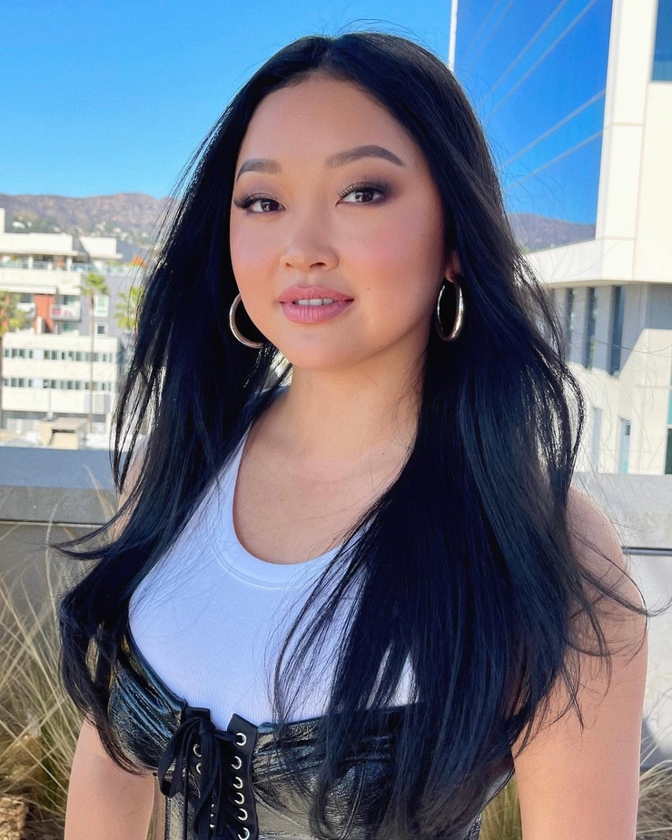 Picture of Lana Condor