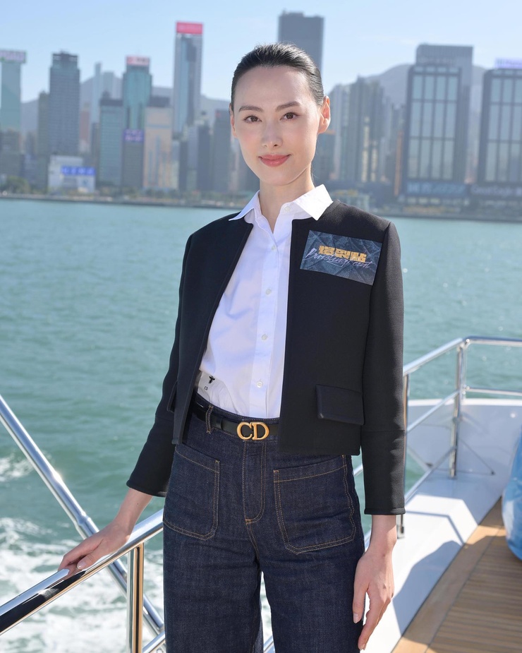 Isabella Leong image