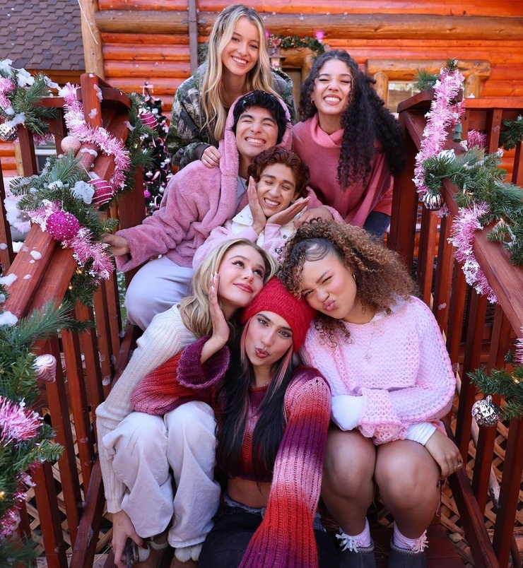 Picture of Malia Baker