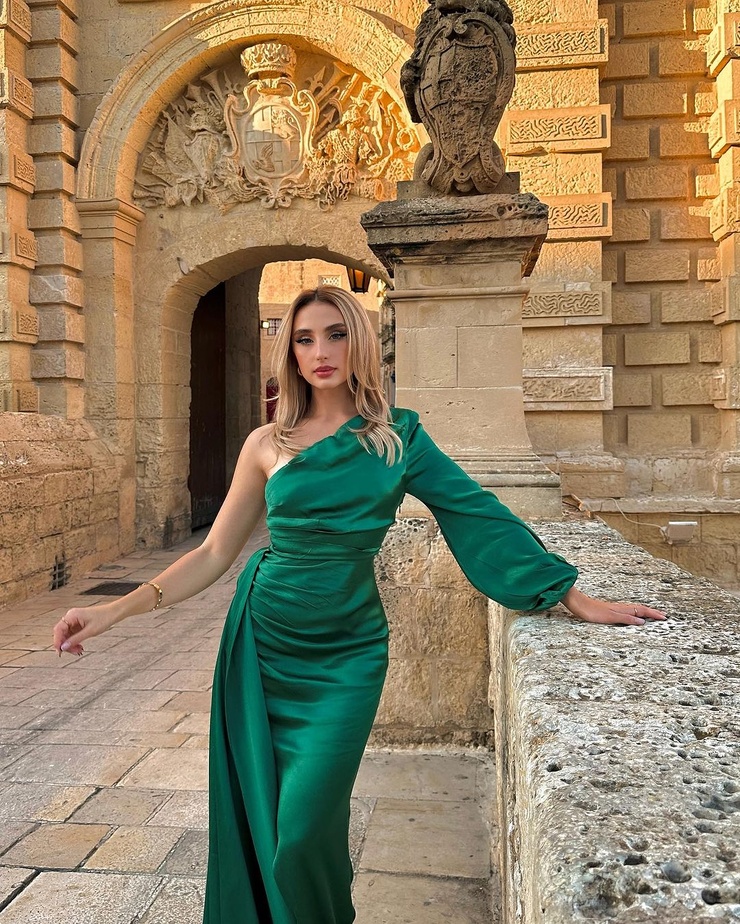 Picture of Amber Woods (singer)