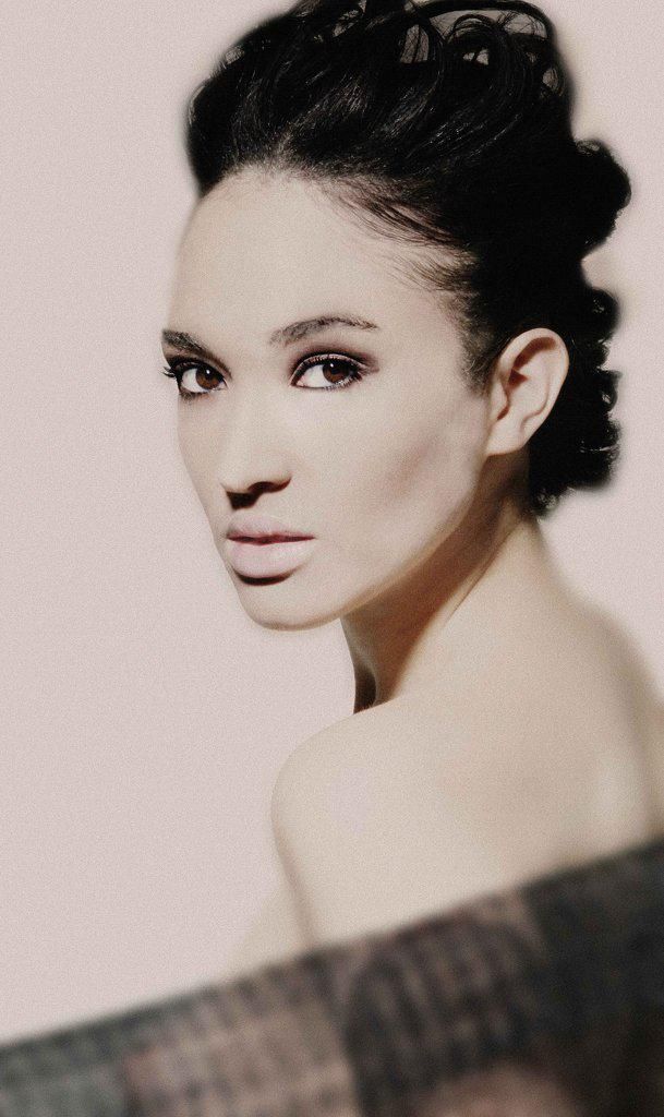 Picture of Naima Mora