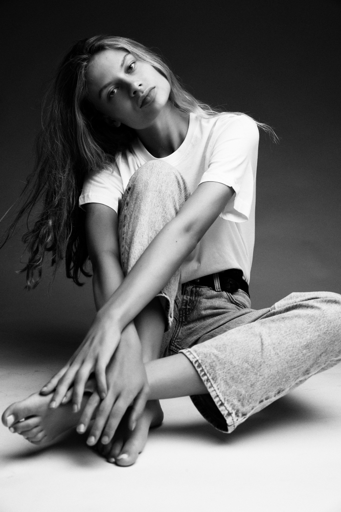 Picture of Lauren Turner model