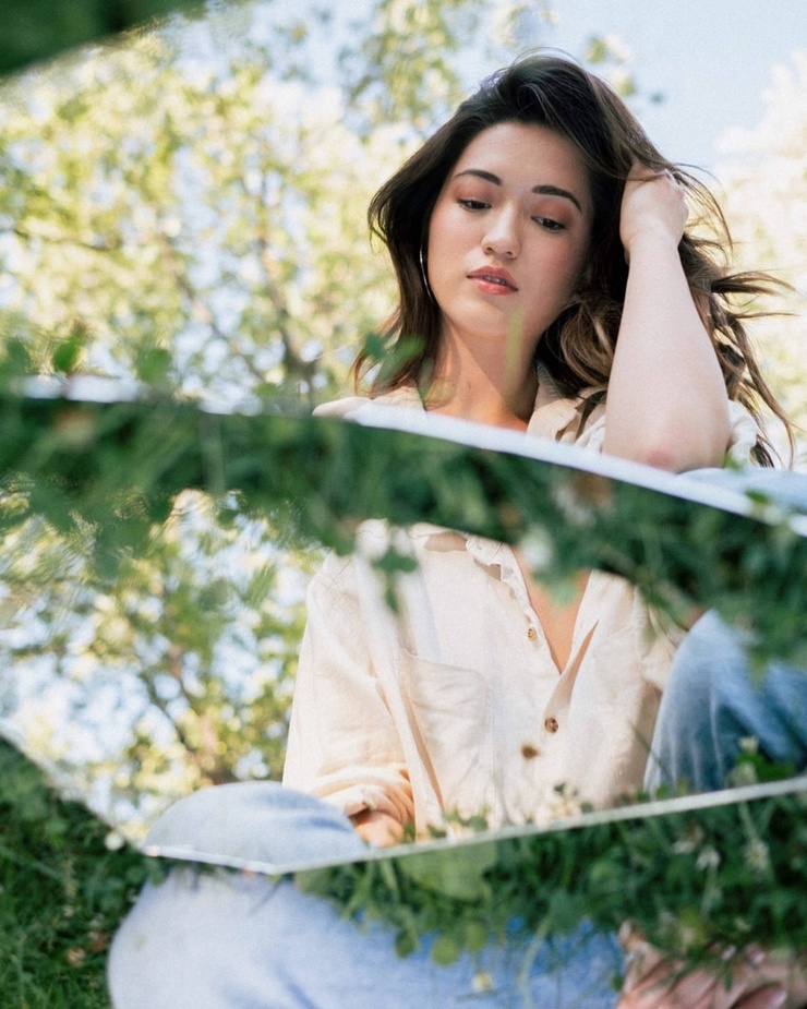 Reina Hardesty image