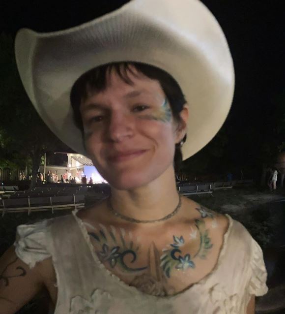 Picture of Adrianne Lenker