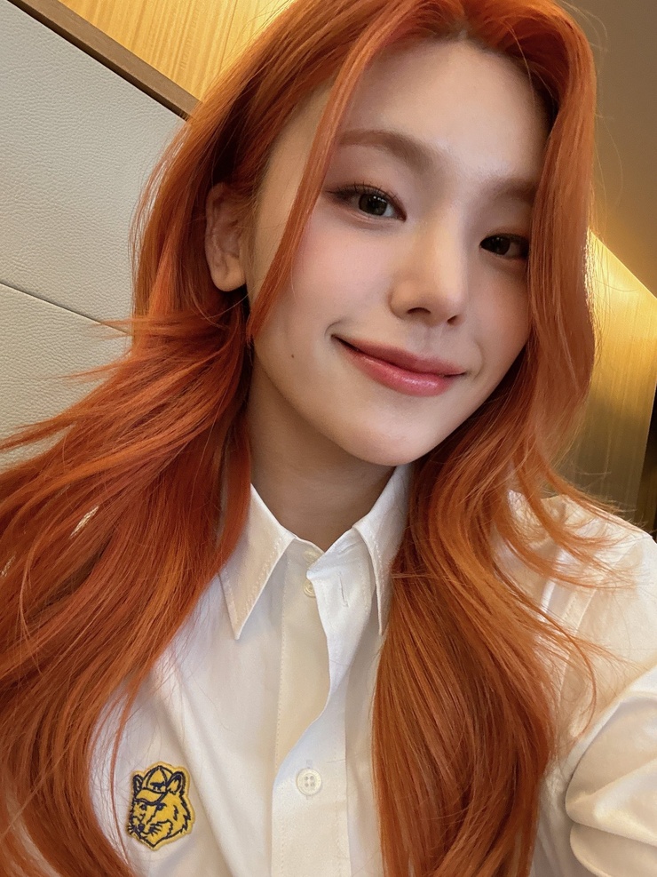 Picture of Hwang Yeji