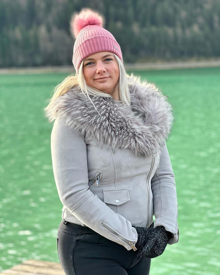 Picture of Clara S (Instagram)