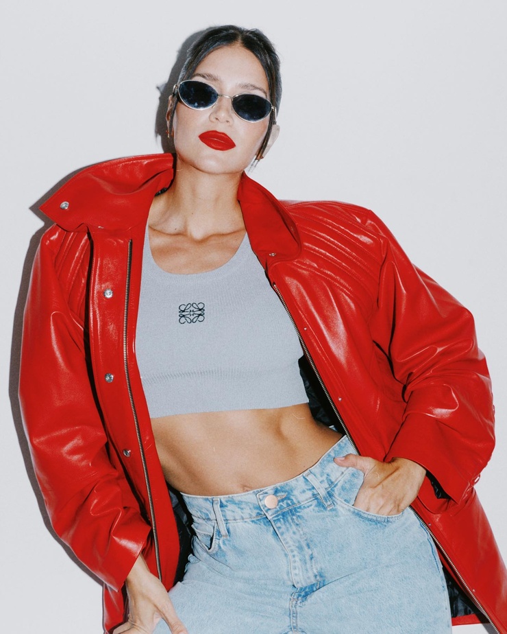 Picture of Zaira Nara