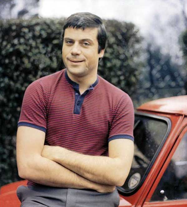 Image of Oliver Reed
