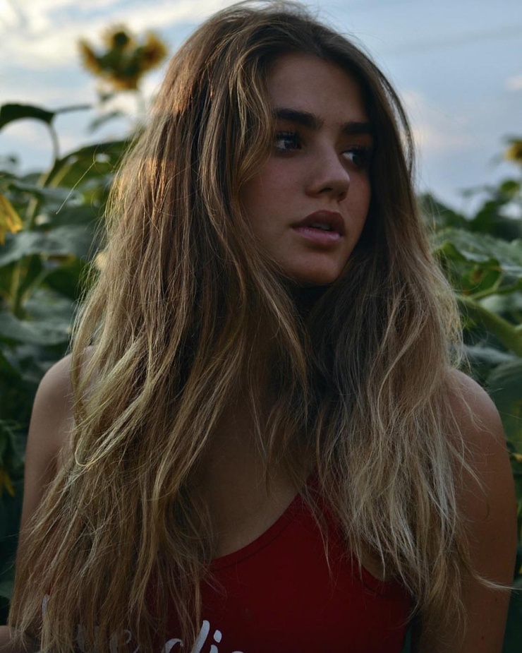 Listal - List the stuff you love! Movies, TV, music, games and books