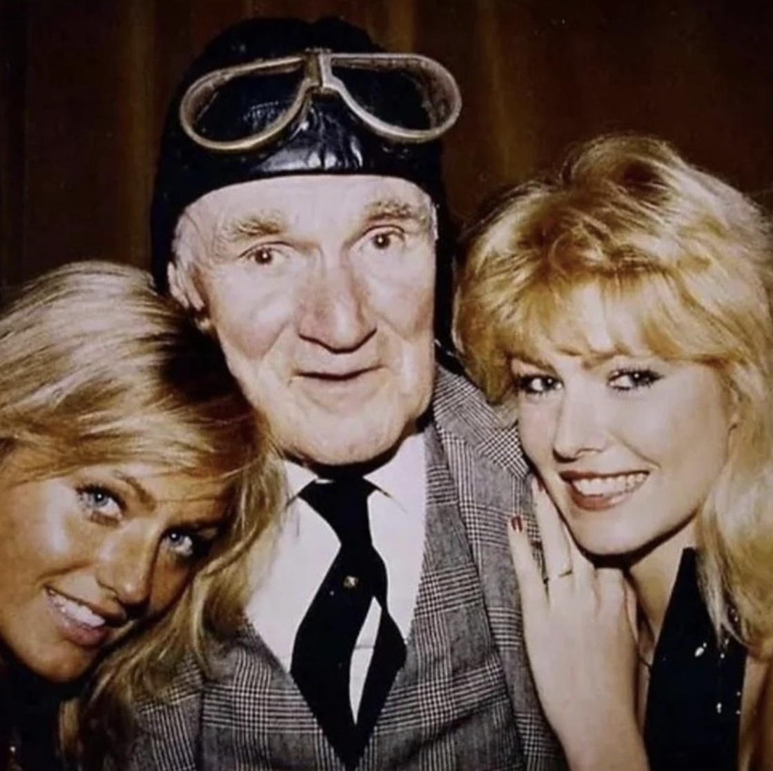 Janine Andrews image