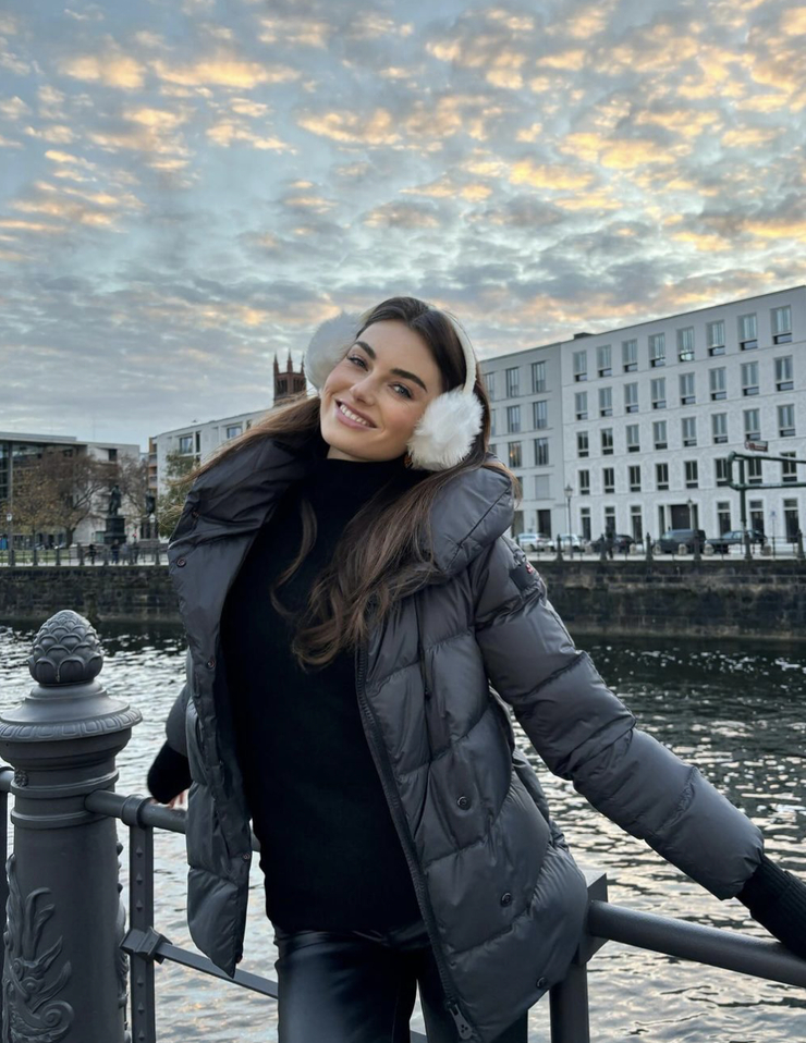 Picture of Celine Bethmann