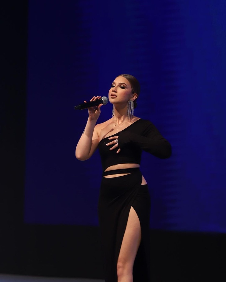 Picture of Ece Mumay