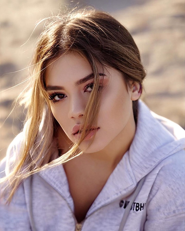 Picture of Eda Sakiz