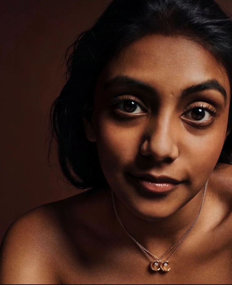 Picture of Charithra Chandran