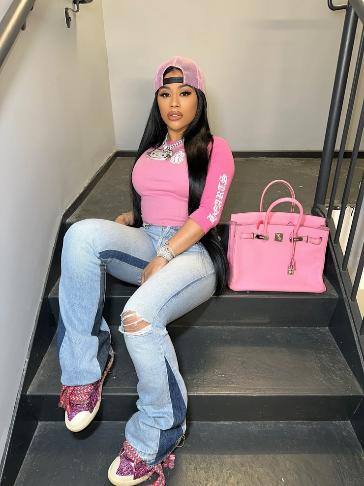 Picture of Hennessy Carolina