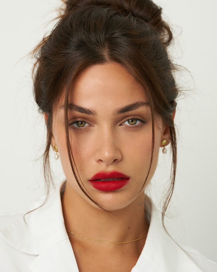 Picture of Mishka Ivana