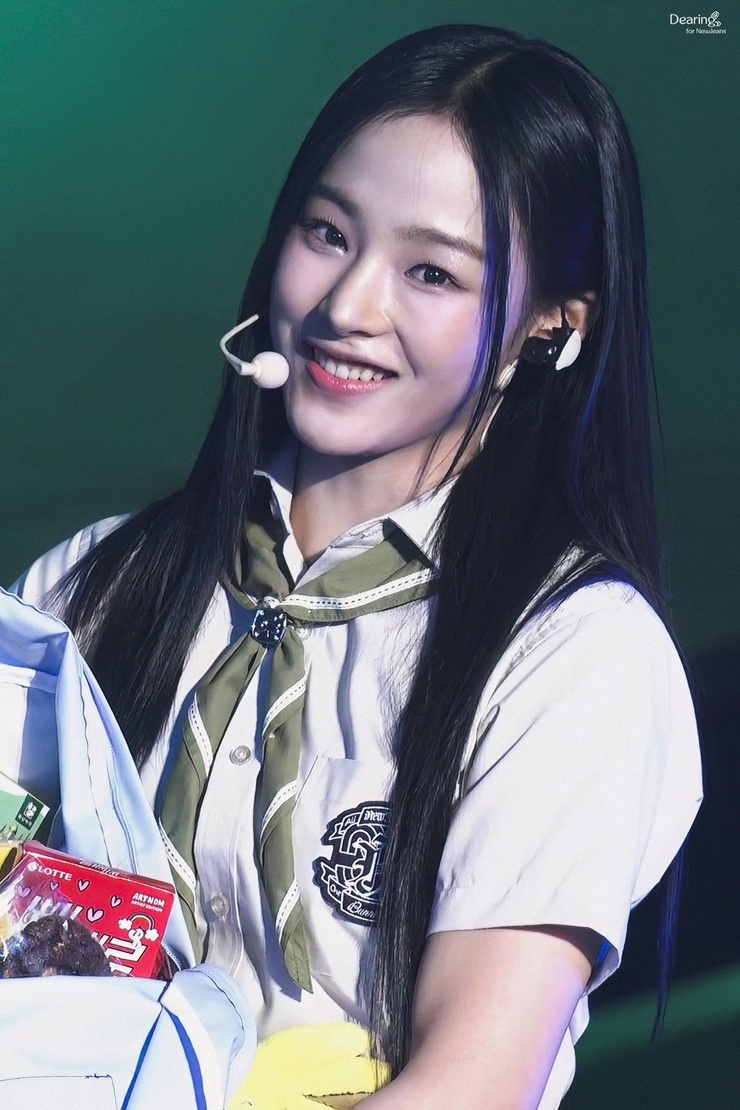 Picture of Minji Kim