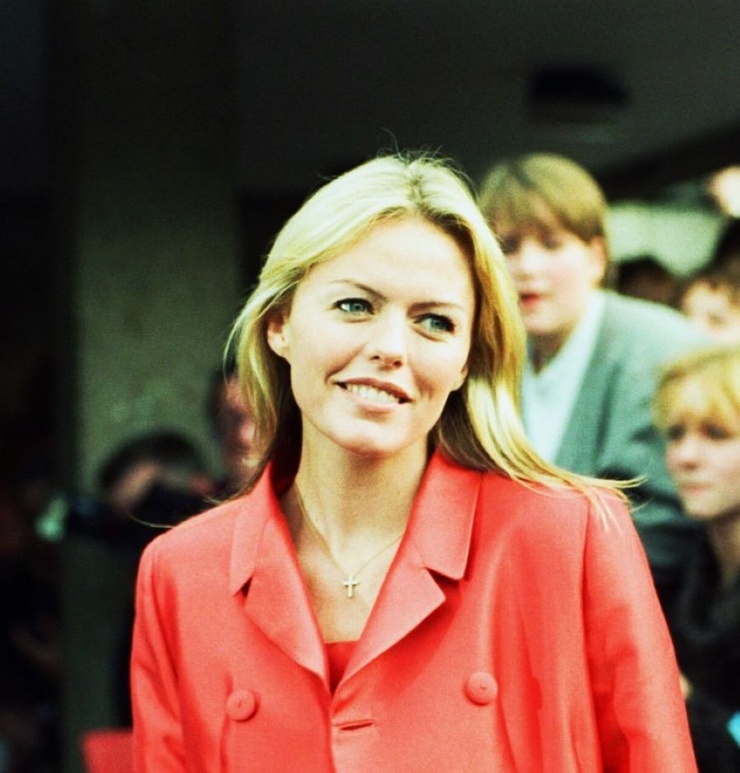 Patsy Kensit (1995)