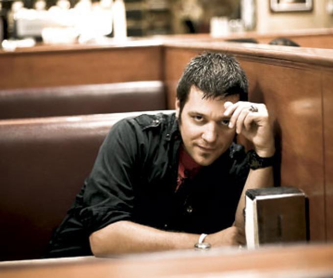 George Stroumboulopoulos image