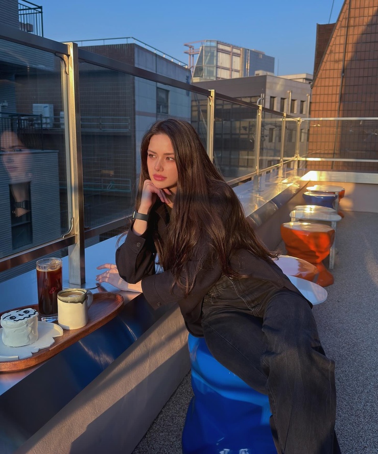 Picture of Lisa Rosh