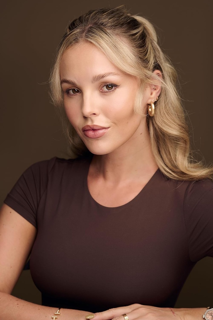 Betsy-Blue English image