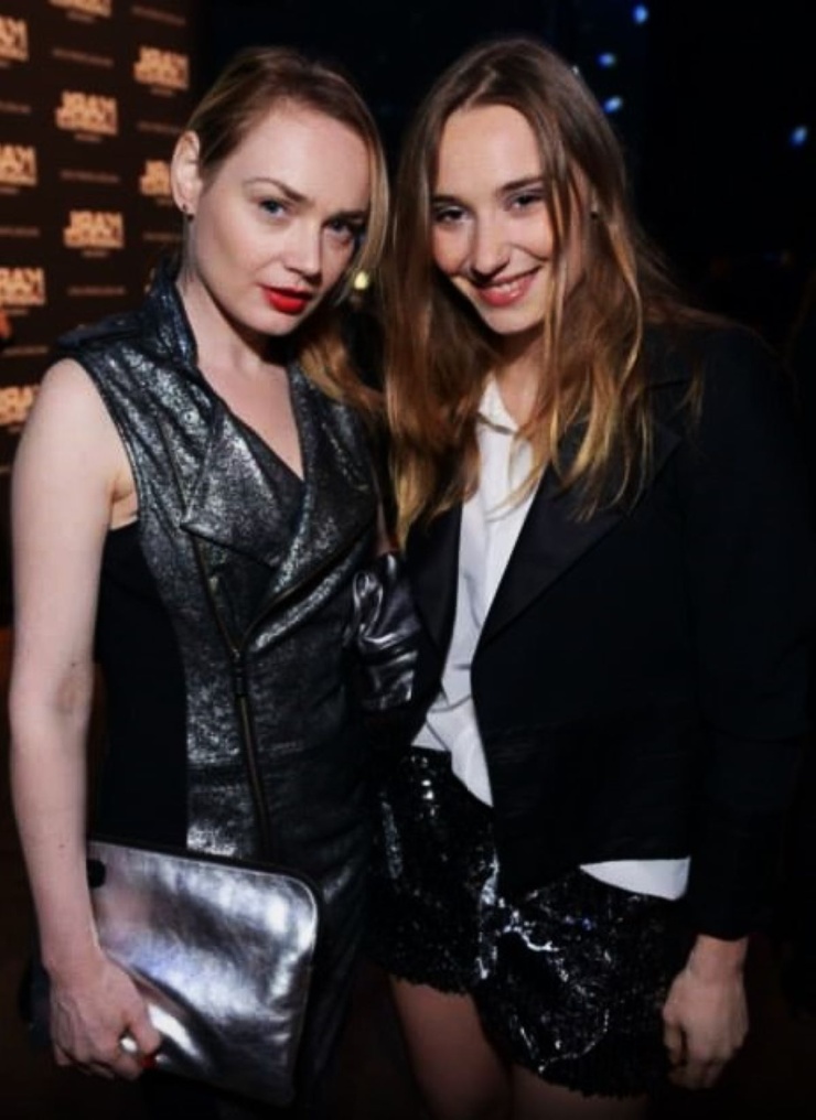 Julie Judd & Déborah François