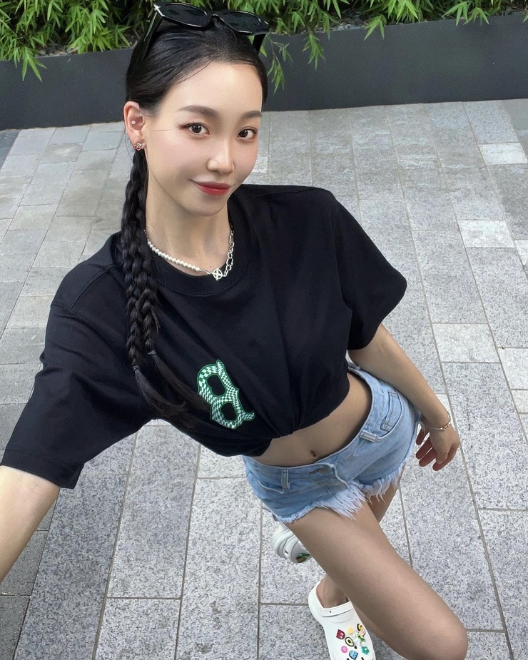 Picture of Niki (model)