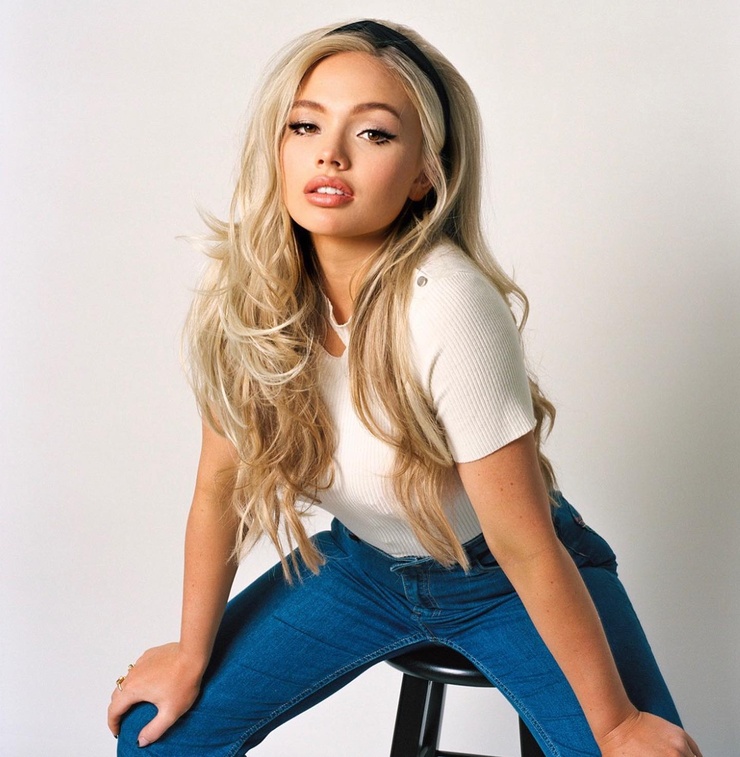 Picture of Natalie Alyn Lind