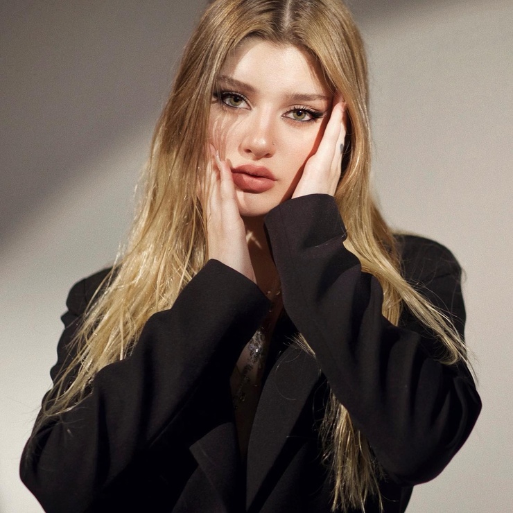 Picture of Alara Serena