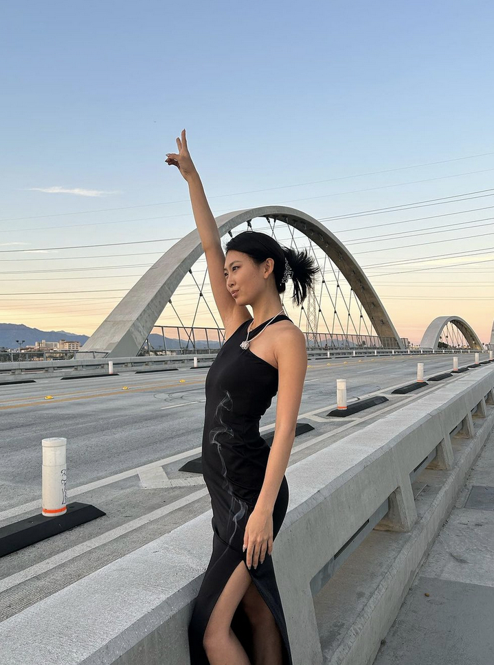 Angela Zhang picture