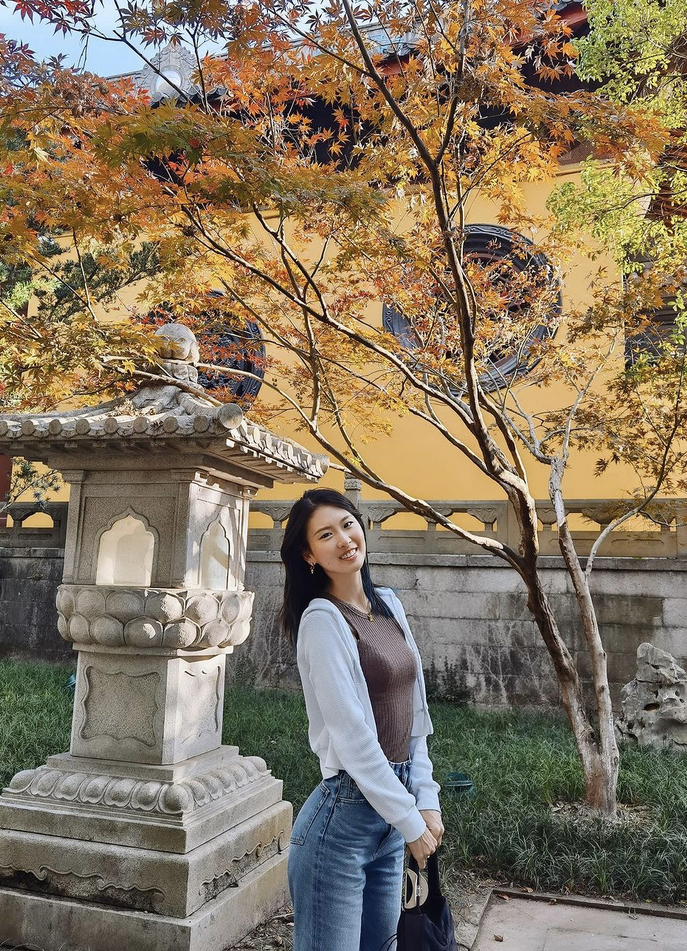 Picture of Angela Zhang