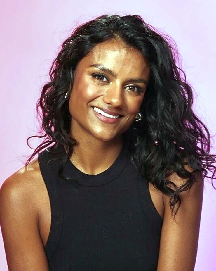 Picture of Simone Ashley