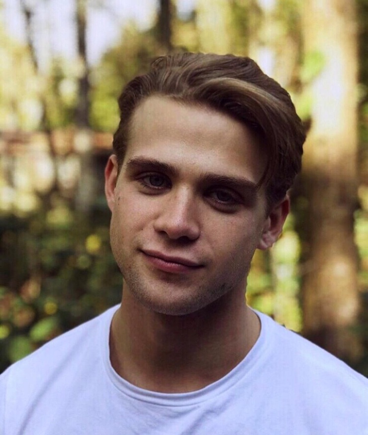 Image of Leo Woodall