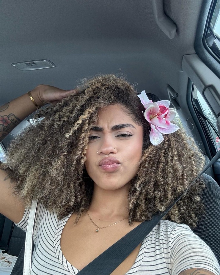 Picture of https://popularbio.com/venus-marquez/